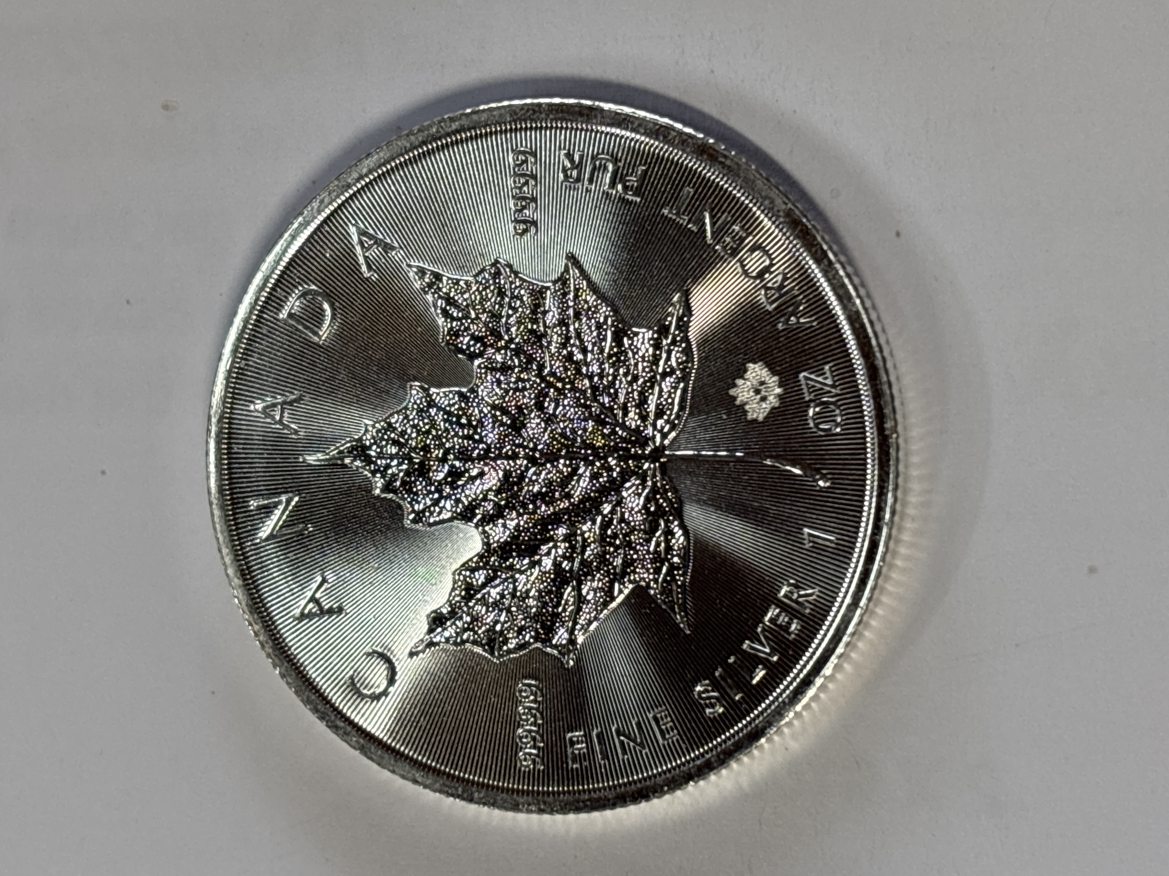 2020 Canadian Maple Leaf. 1 ounce Silver Round | PeerMetals
